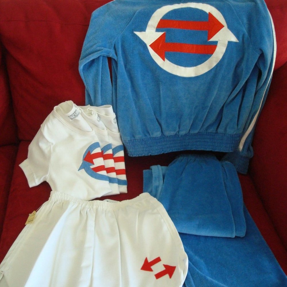 Fantastic Outfit From ‘80s, 3 Matching Shirts, Shorts… - Gem